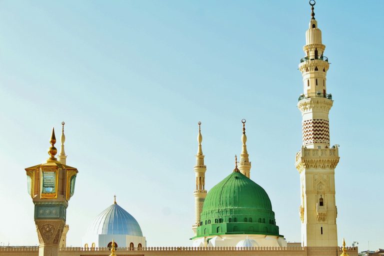 Mimbar Masjid Nabawi dan Suffah