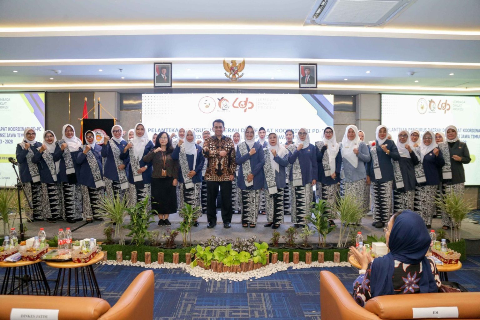 Peran Bidan Turunkan Angka Kematian Ibu Dan Angka Kematian Bayi Di Jawa