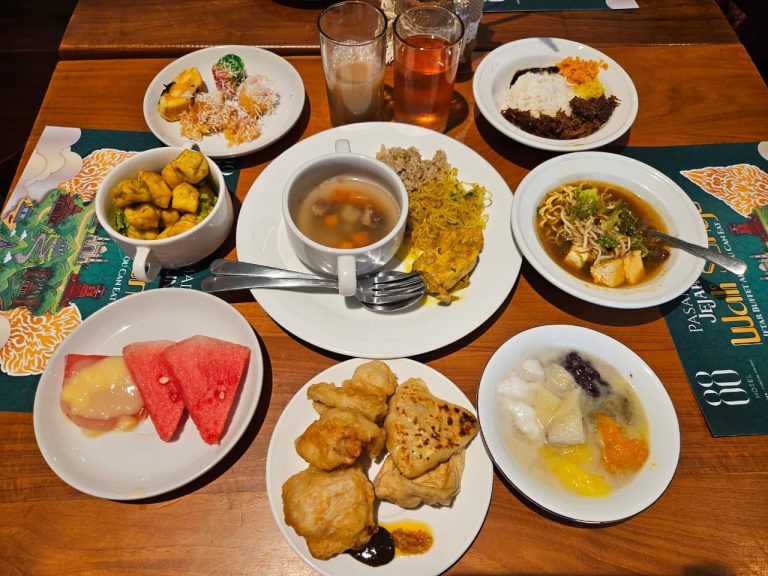 Menu-pasar-ramadhan-hotel-88-embong-malang